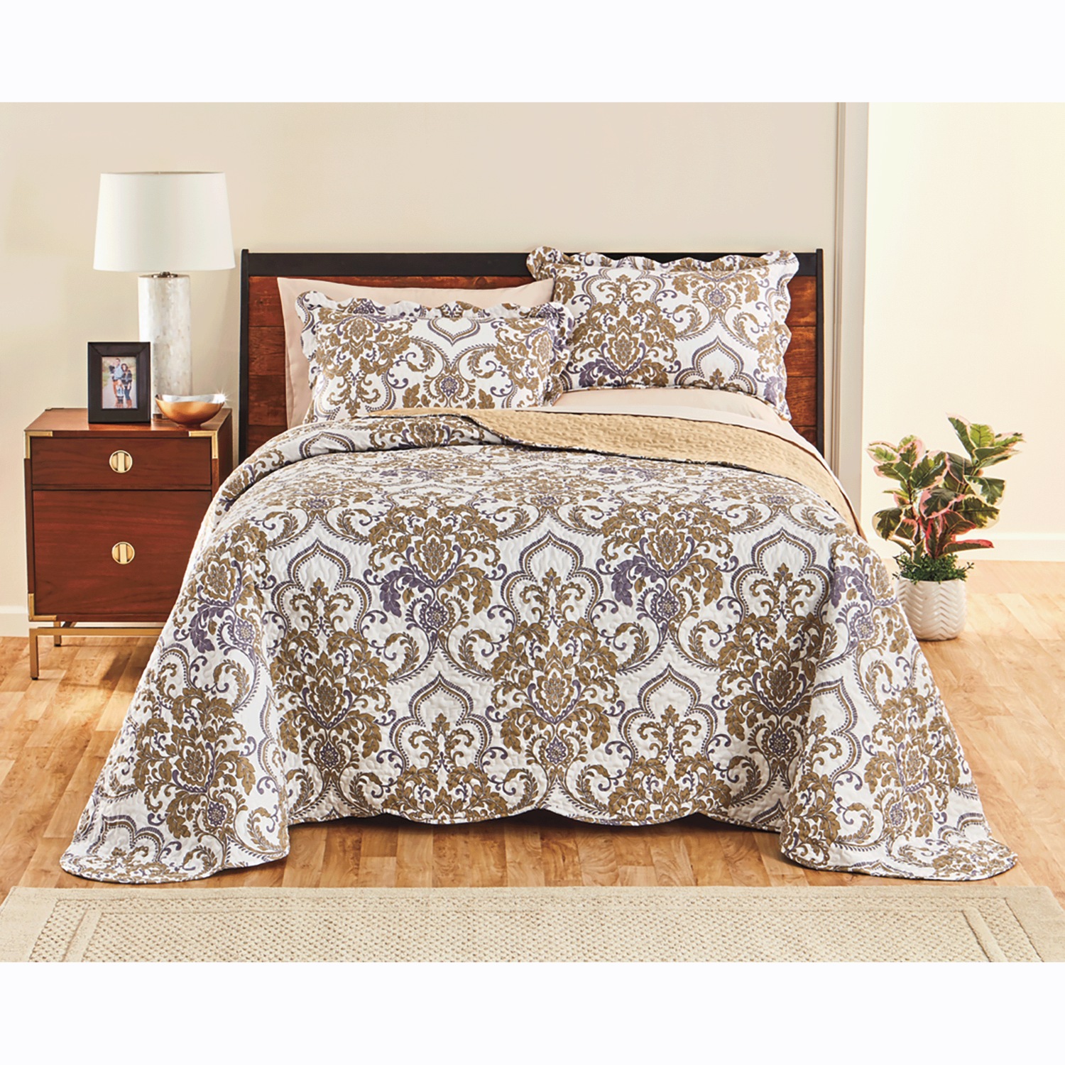 Madie Medallion Bedspread Set | Dr. Leonard's