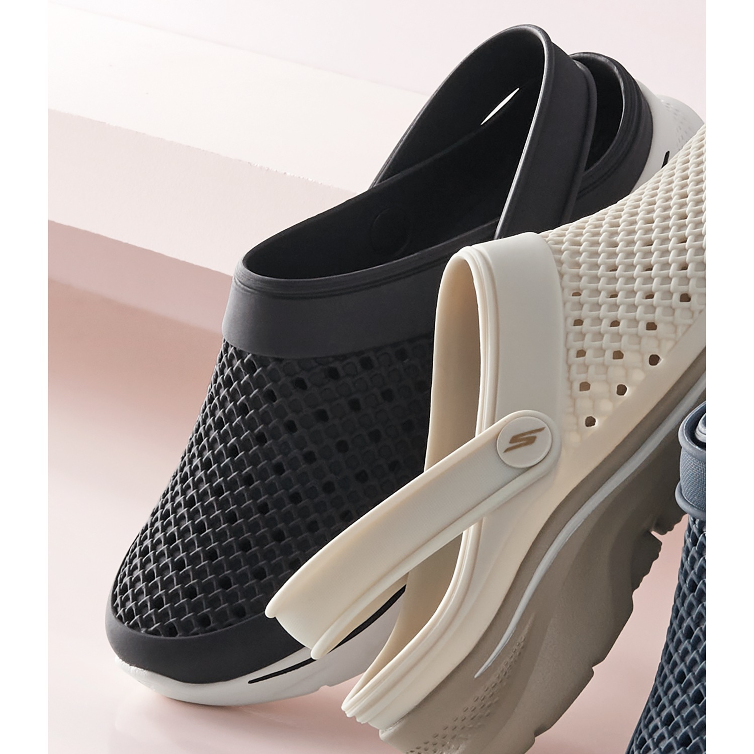 Skechers Women's Foamies GO WALK 7 Joyous Shoe | Dr. Leonard's